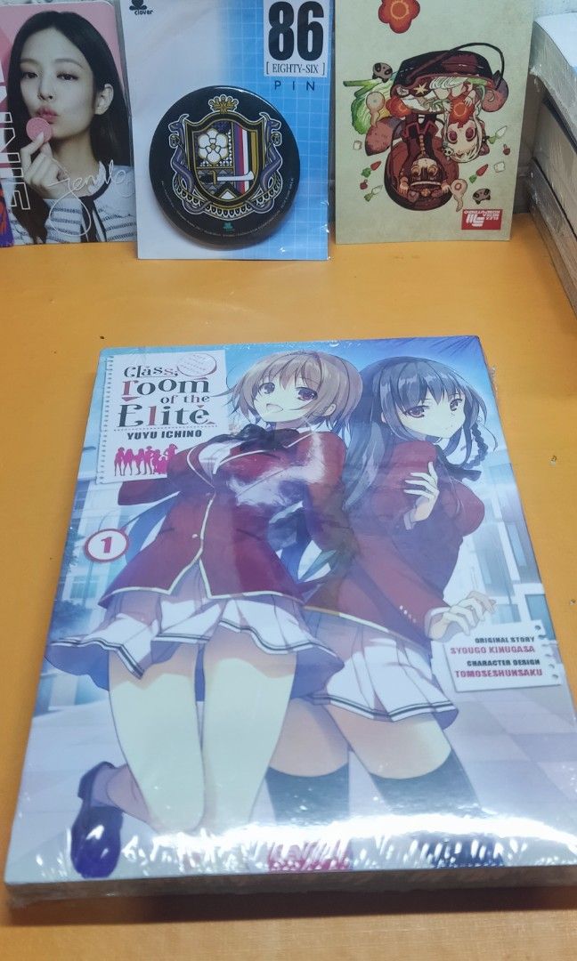 Komik Classroom Elite Vol.1, Buku & Alat Tulis, Komik dan Manga di Carousell