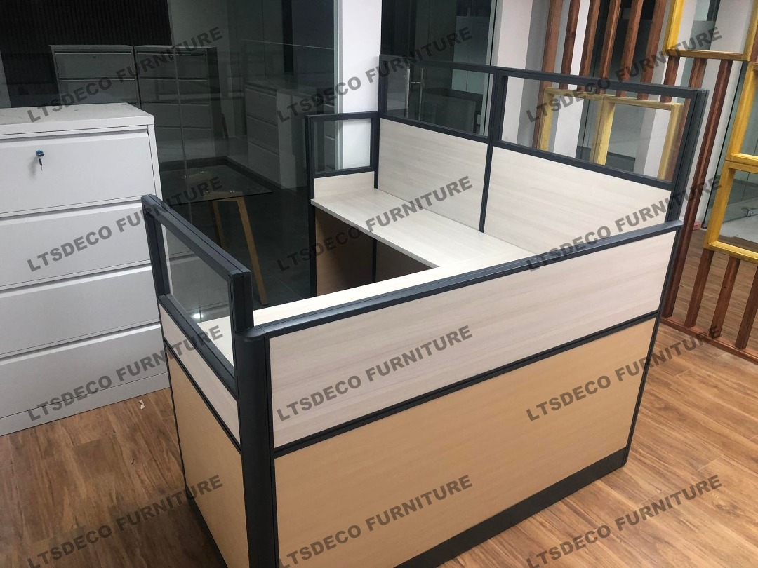 L type with counter top/ office partition. modular partition/ full ...