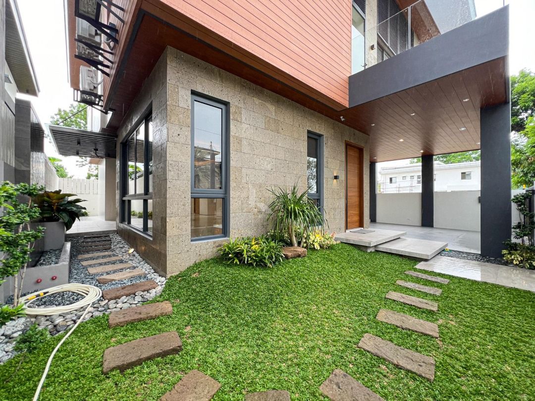 Modern Industrial House in Casa Milan Fairview Novaliches Quezon City ...