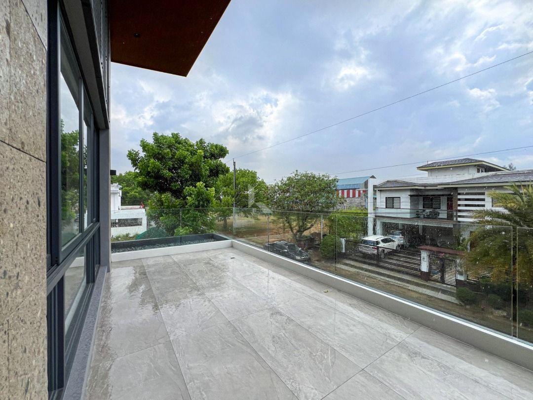 Modern Industrial House in Casa Milan Fairview Novaliches Quezon City ...