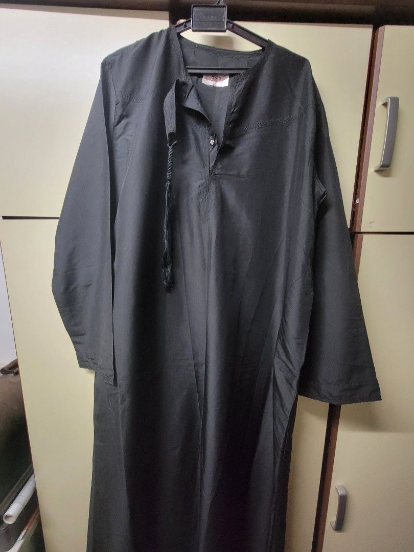 Muslim Jubah Makkah, Men's Fashion, Muslim Wear, Jubahs on Carousell