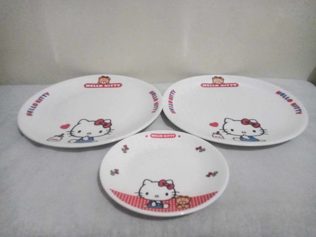 Sanrio Licensed Hello Kitty Dinnerware Set, Furniture & Home Living ...
