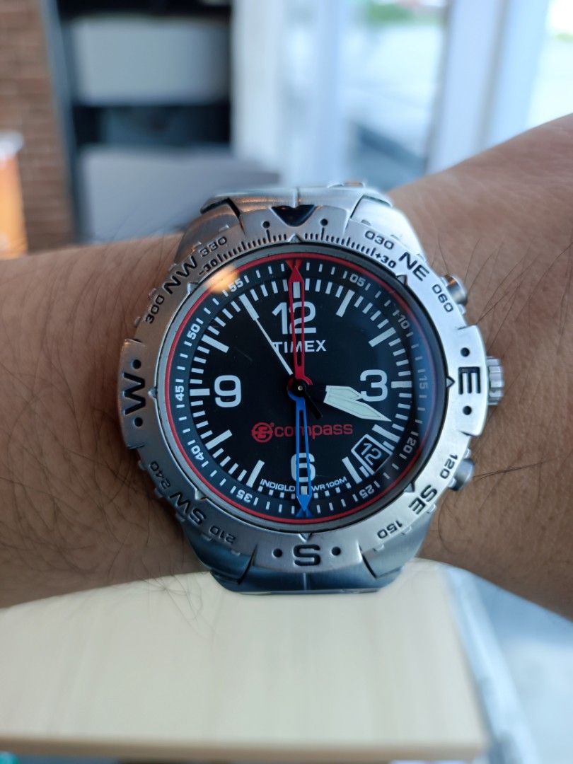 Timex Compass Watch Original, Fesyen Pria, Jam Tangan di Carousell