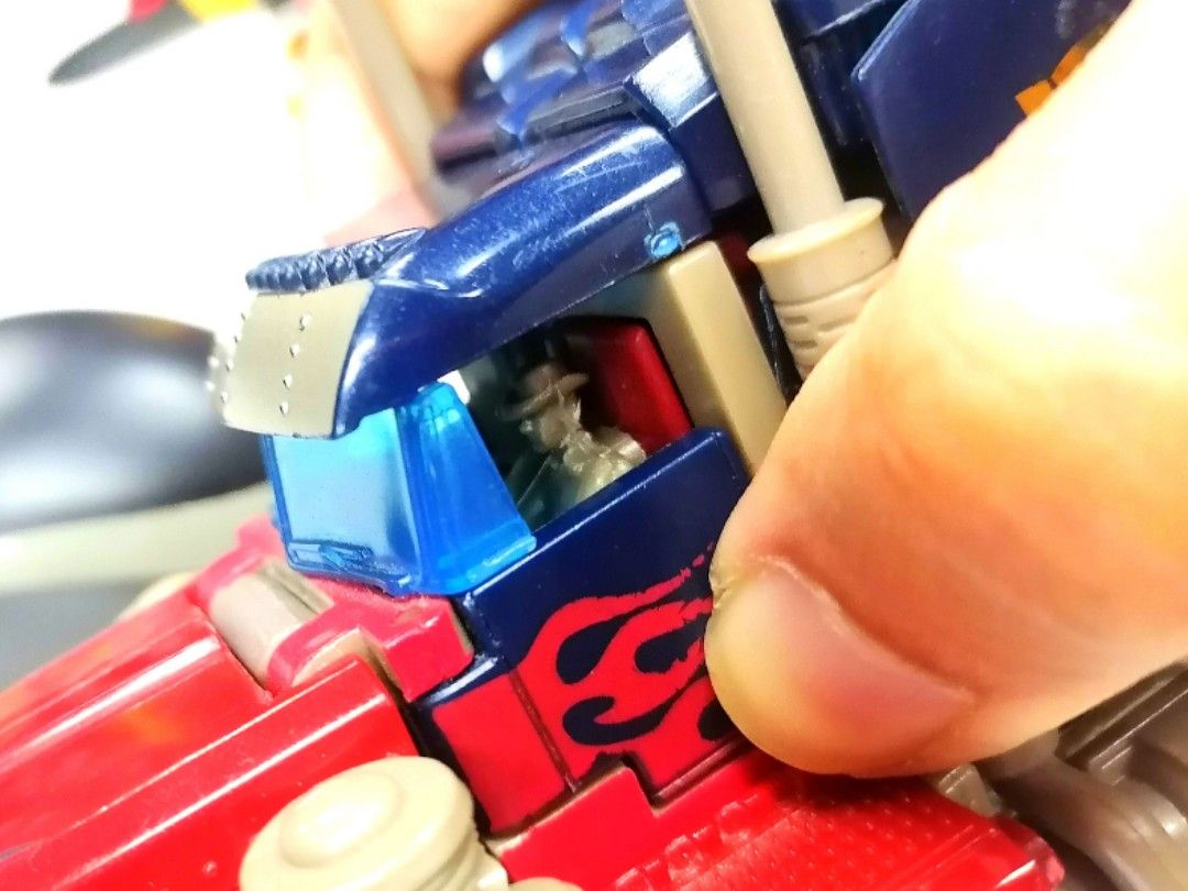 Transformers voyager rotf optimus prime 2007 mold, Hobbies & Toys, Toys ...