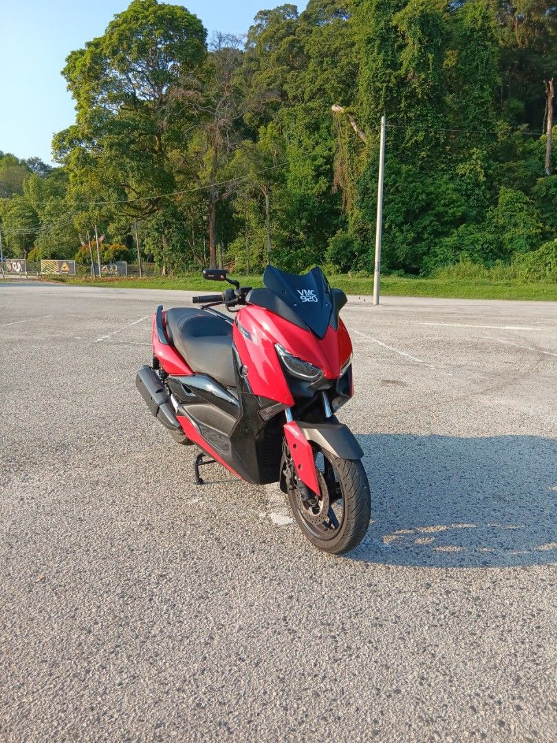Yamaha xmax 250 tahun 2023 for sale, Motorbikes on Carousell