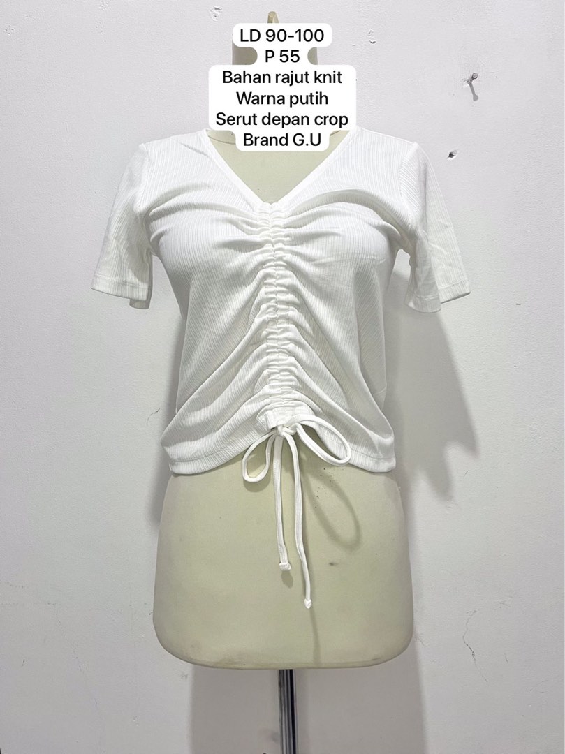 ATASAN BLOUSE BAHAN RAJUT KNIT CROP SERUT DEPAN WARNA PUTIH BRAND G.U ...