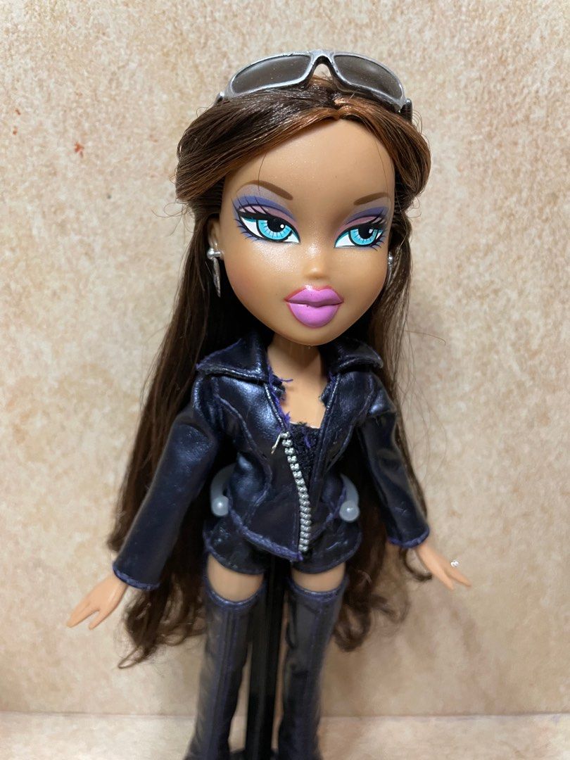Bratz Dynamite Nevra, Hobbies & Toys, Toys & Games on Carousell