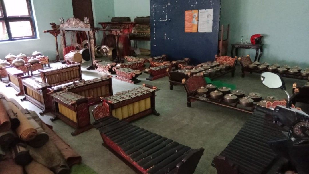 Gamelan Perunggu Laras Slendro Pelog (1970), Antik, Pajangan di Carousell