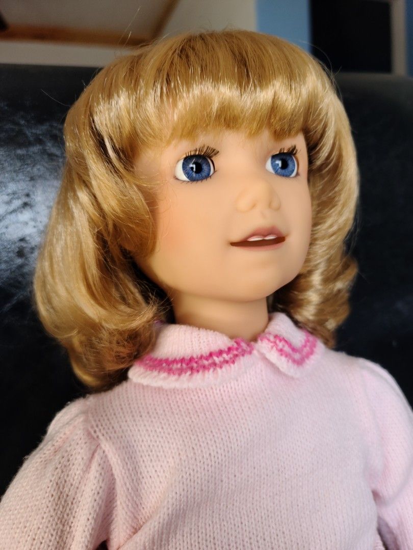 Julie Haunted Talking Doll 1987 Hobbies And Toys Toys And Games On Carousell