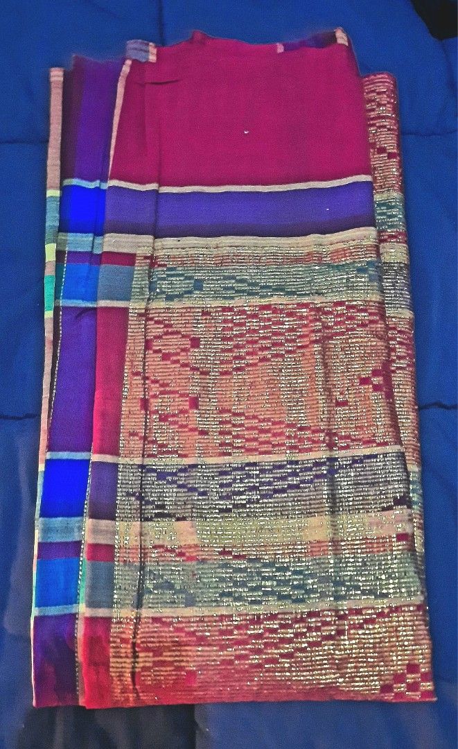 Kain songket tenun Sumatera. Kain sarong.merah gold, Desain & Kerajinan ...