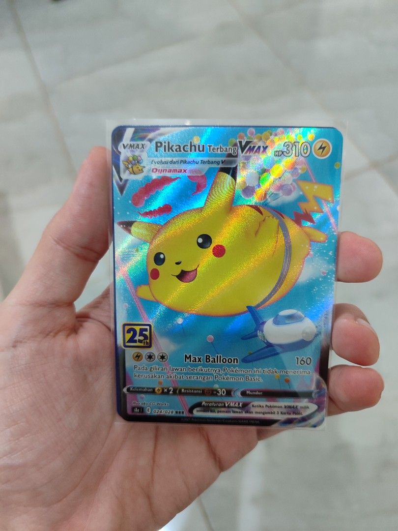 Kartu pokemon pikachu Vmax 25th Anniversary, Toys & Collectibles, Permainan Papan & Kartu di ...