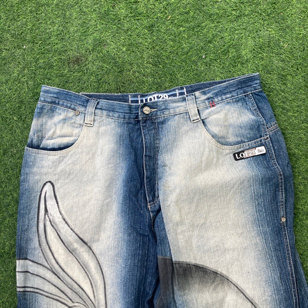 LOT 29 LOONEY TUNES BAGGY JEANS, Men's Fashion, Bottoms, Jeans on Carousell
