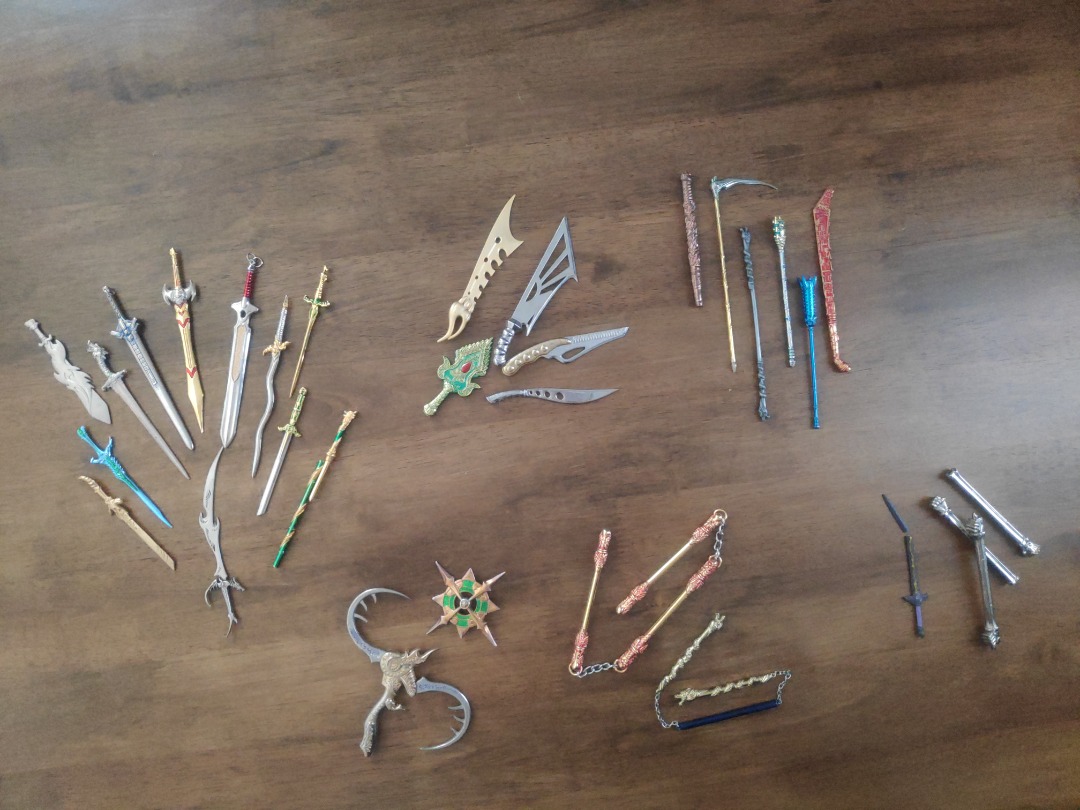 Miniature Swords, Mini Swords, Action Figure Swords, Display Swords ...