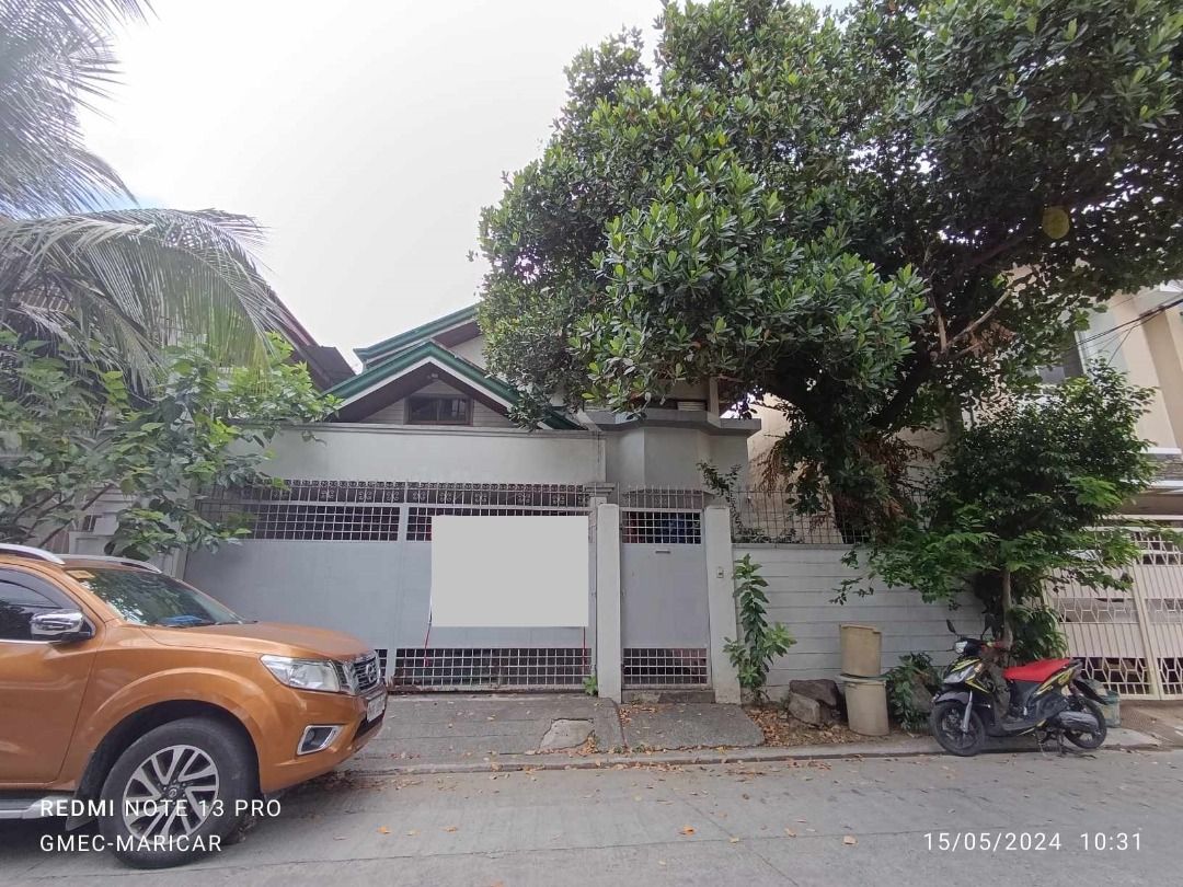 Pre Owned House and Lot FOR SALE in North Susana Executive Village ...