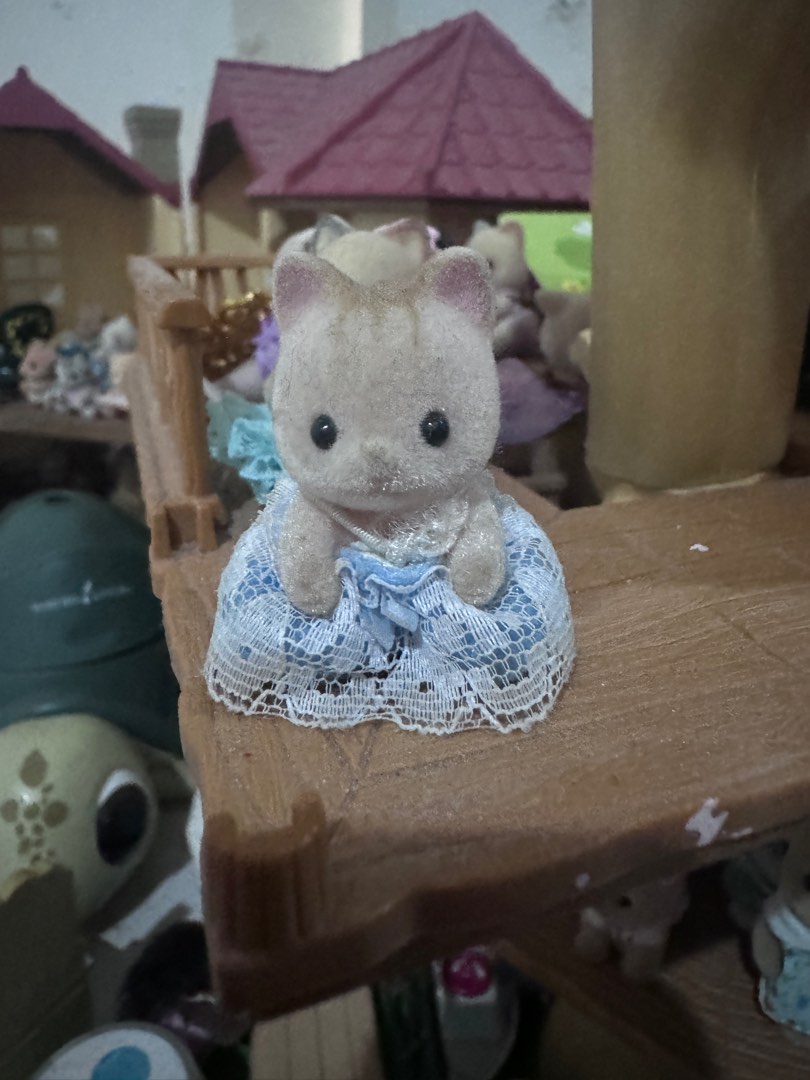 Sylvanian families baby cat pink series, Toys & Collectibles, Mainan di ...