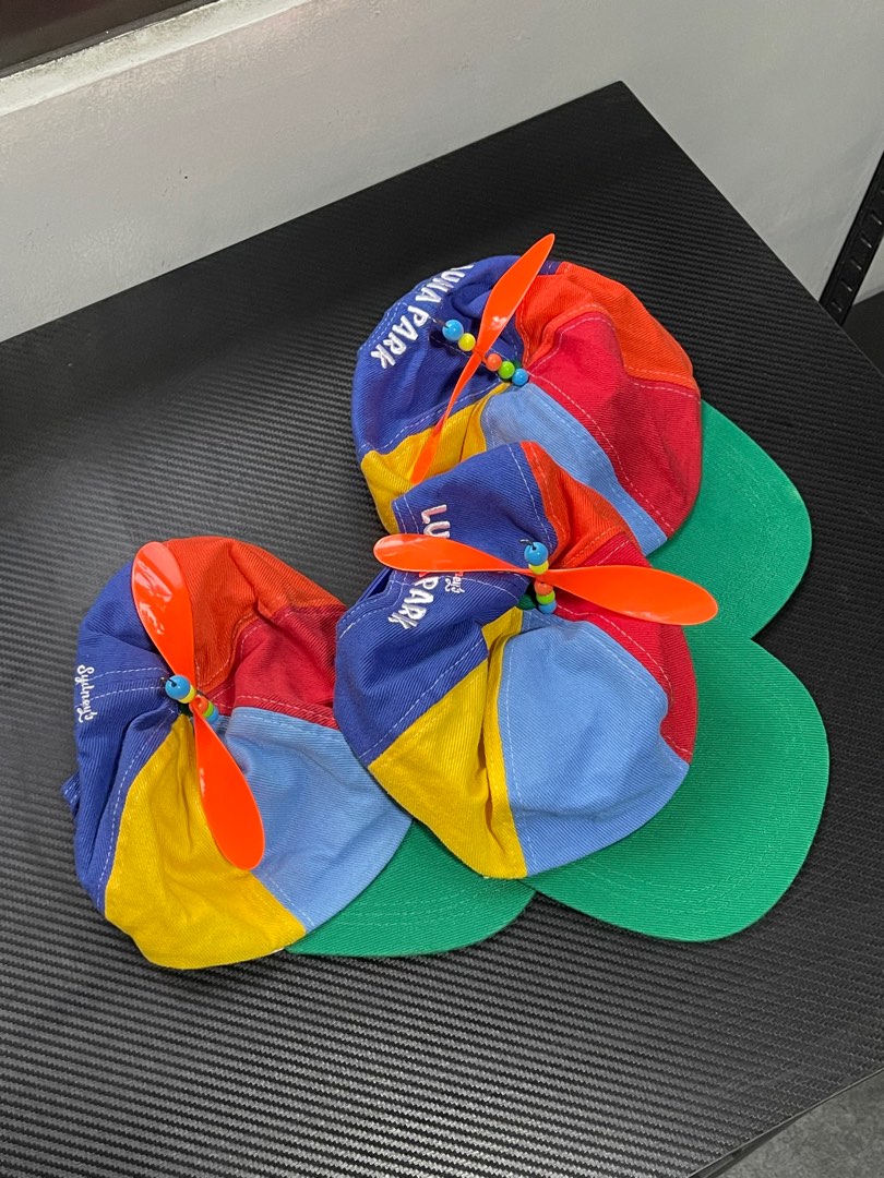 VINTAGE PROPELLER HATS FROM SYDNEY, Men's Fashion, Watches ...