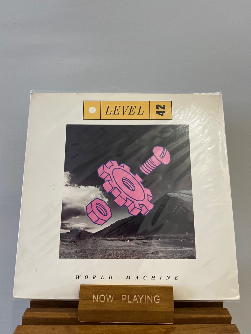 Vinyl Level 42 World Machine LP, Hobbies & Toys, Music & Media, Vinyls ...