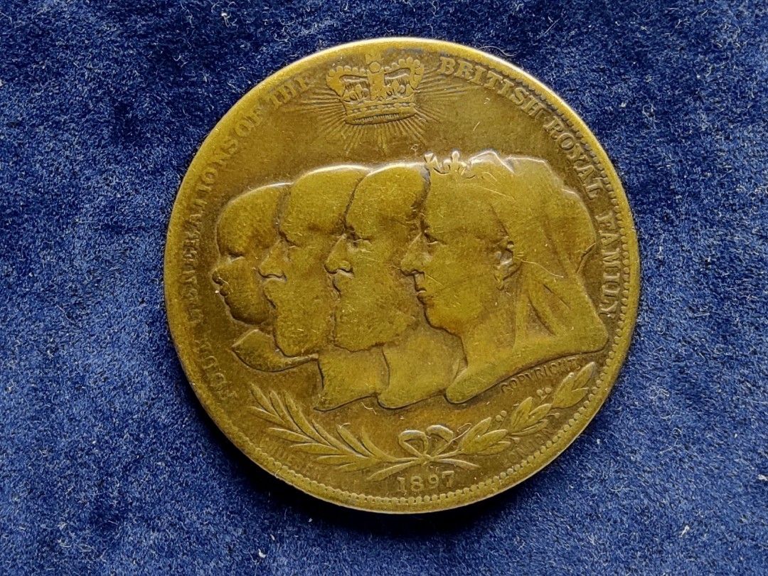 1897 - Queen Victoria Four Generations of the British Royal Family ...