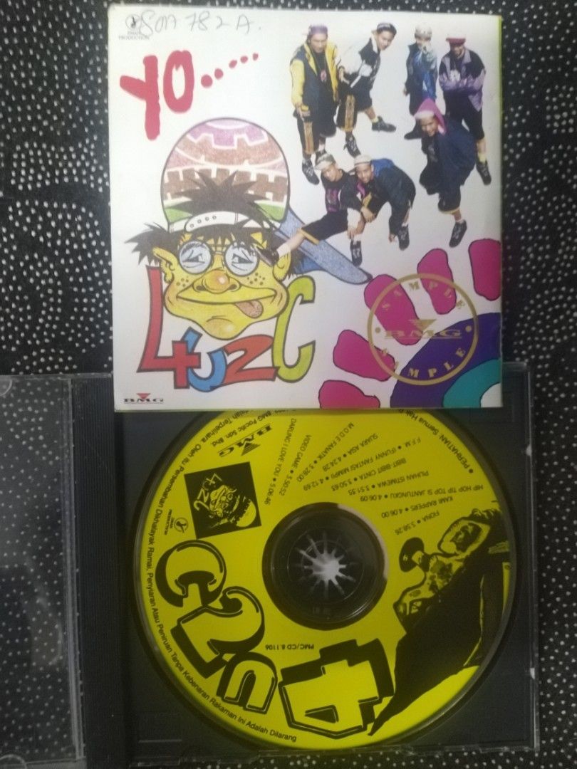 4U2C DEBUT 1ST ALBUM FIONA, Hobbies & Toys, Music & Media, CDs & DVDs ...