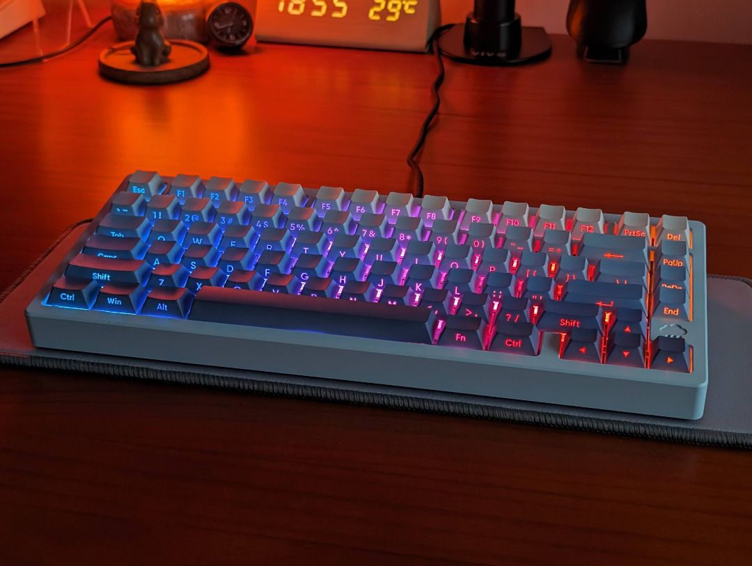 75% Aluminium Custom Mechanical Keyboard (GradientBlue1605) - Fully Modded Tri Mode, Computers ...