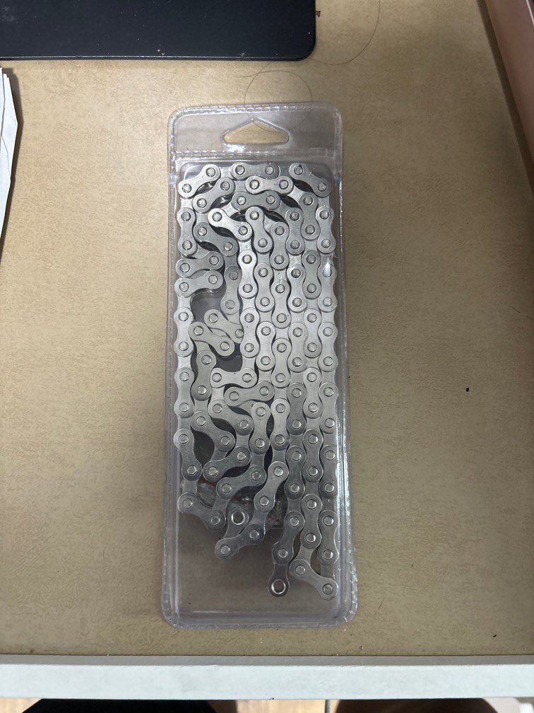 Brand new fixie chain, Sports Equipment, Bicycles & Parts, Parts ...