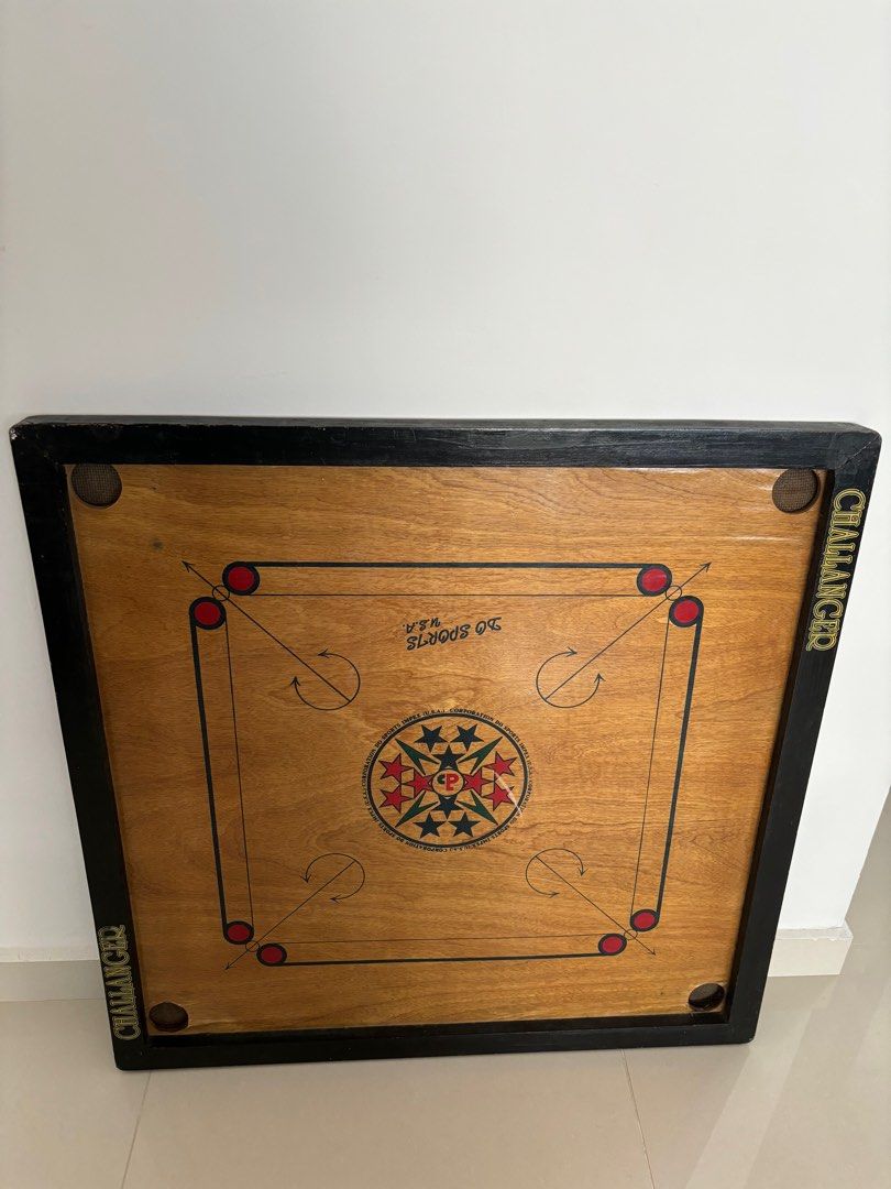 Carrom Board challenger, Hobbies & Toys, Toys & Games on Carousell
