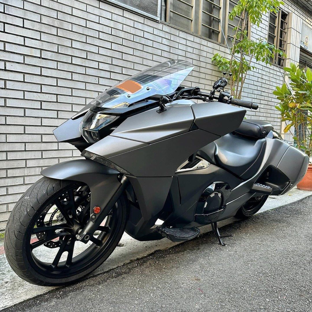 HONDA NM4-02 DCT免打檔 ABS 稀有雙箱蝙蝠戰艦, 機車, 重機在旋轉拍賣