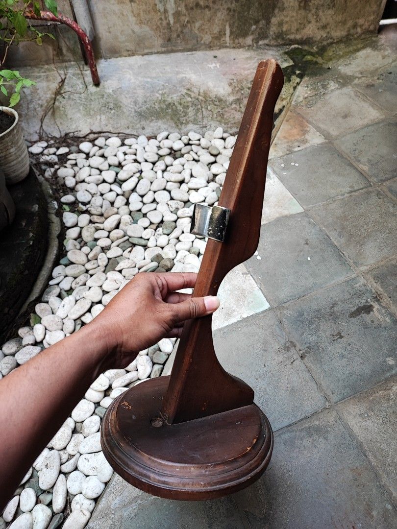 Jagrak Standing Display Keris Antik Kayu Jati Lawas, Antik, Pajangan di ...