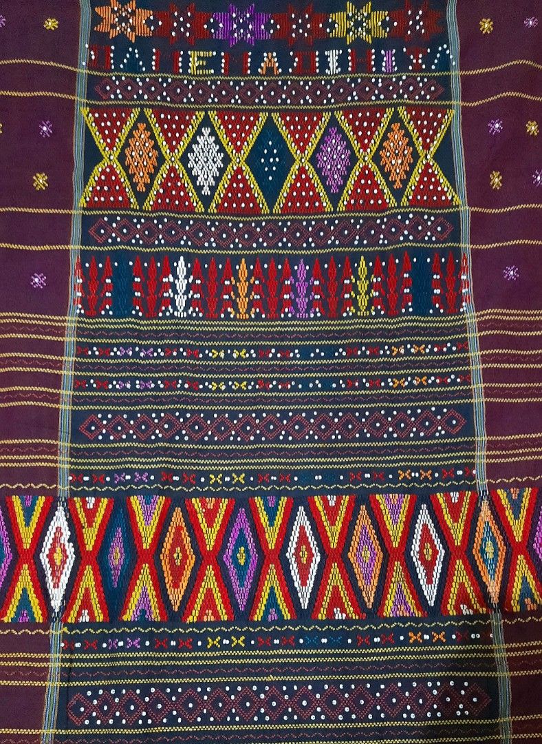 Kain Ulos tenun antik | Batak toba, Antik, Pajangan di Carousell
