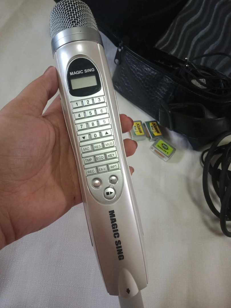 Magic Sing ED700 Original SET, Audio, Microphones on Carousell