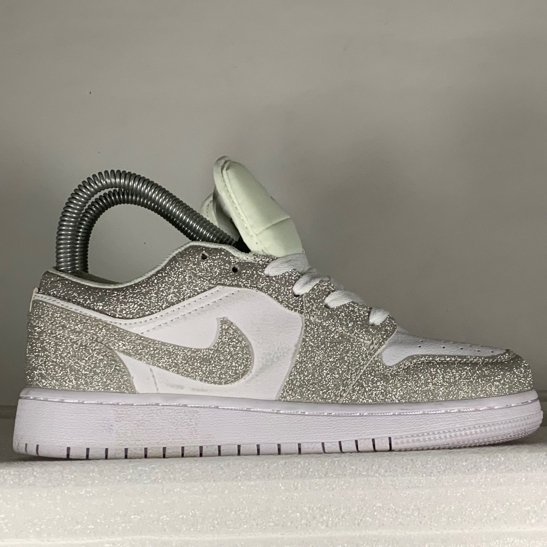 Nike Air Jordan Simber, Fesyen Wanita, Sepatu di Carousell