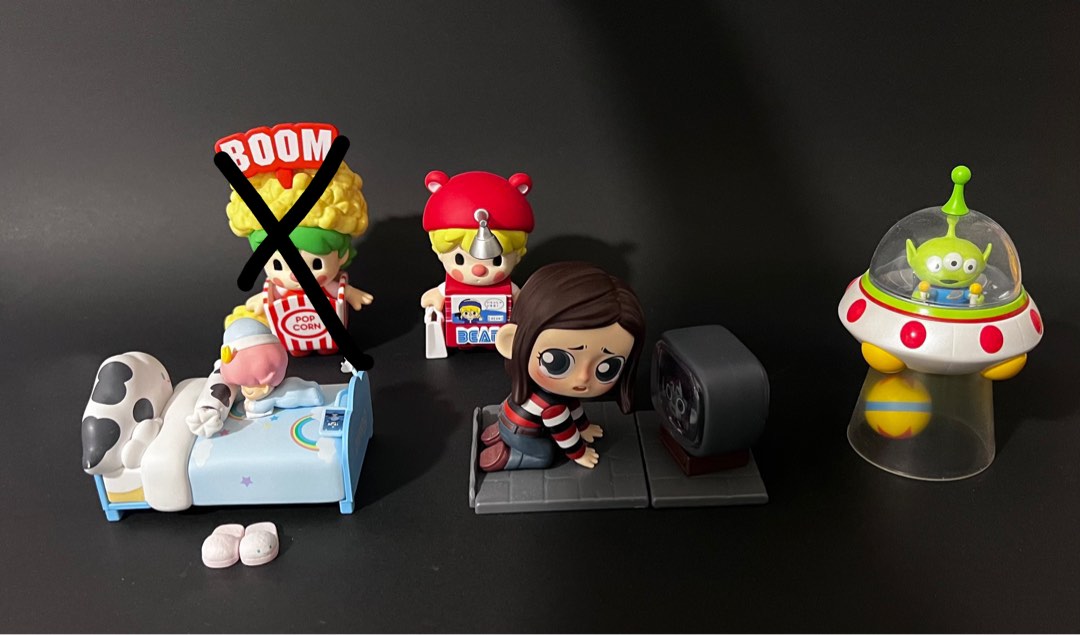 pop mart conjuring dimoo disney alien, Hobbies & Toys, Toys & Games on ...