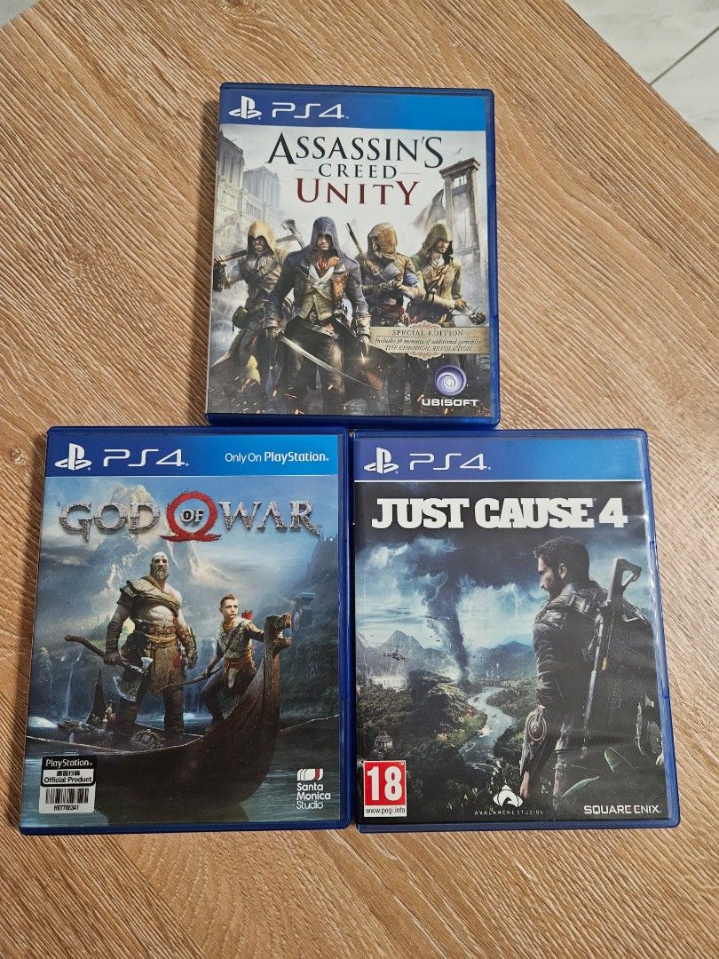 PRE OWNED PS4 games
