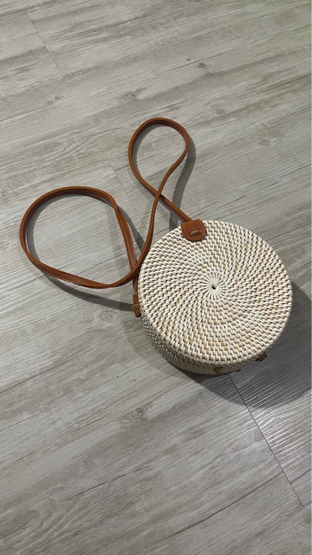 Tas Rotan (Rotan Bag), Fesyen Wanita, Tas & Dompet di Carousell