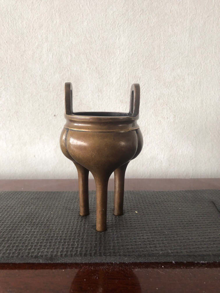 高脚纯铜爐, Hobbies & Toys, Memorabilia & Collectibles, Religious Items on ...