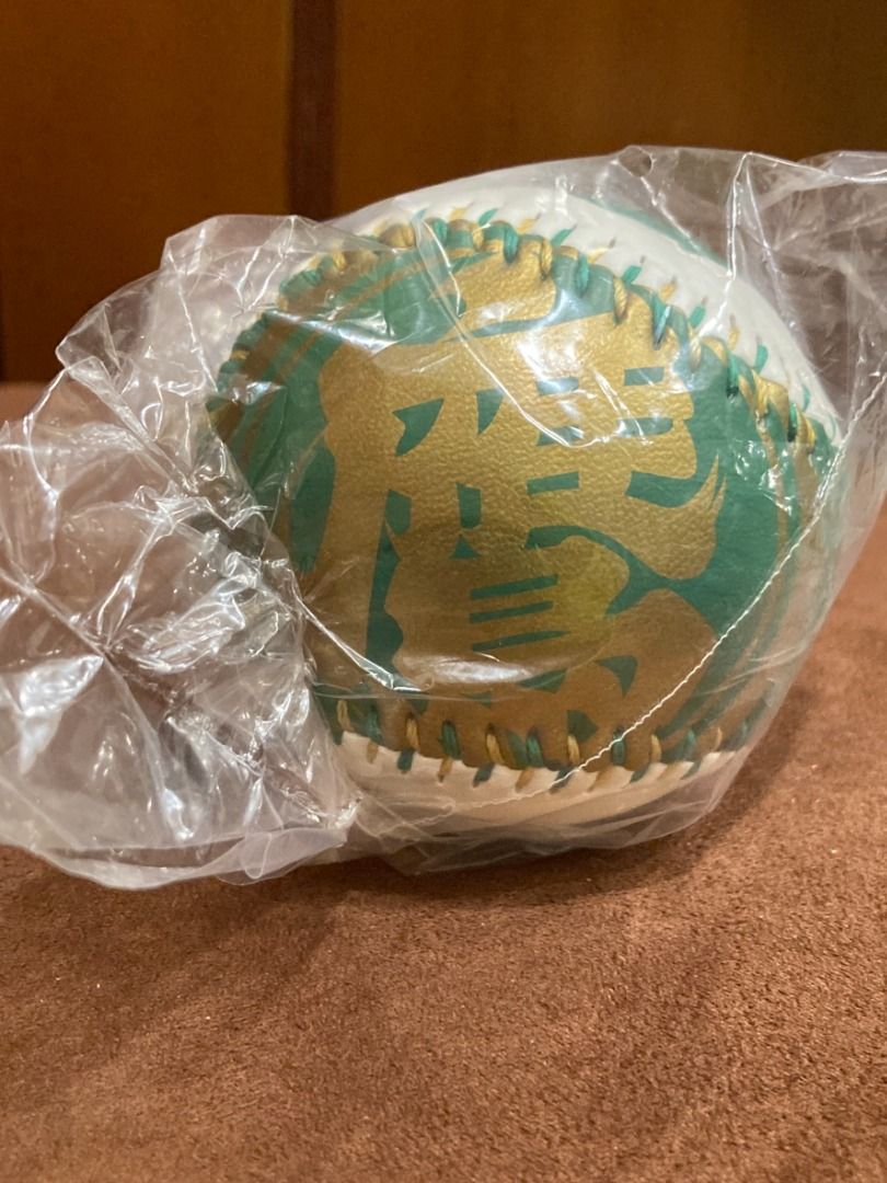 台鋼雄鷹 2024雄鷹元年 紀念球(運動 棒球 壘球 棒壘 中華職棒 CPBL), 體育器材, 運動與比賽用品, 球拍和球類運動在旋轉拍賣