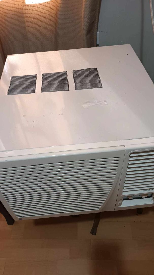 Aircon Window type 1hp (non inverter type), TV & Home Appliances, Air ...