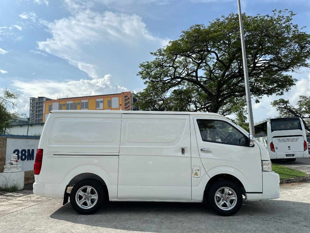 Golden Dragon ABS EV Van (facelift) Auto, Cars, Commercial Vehicles ...