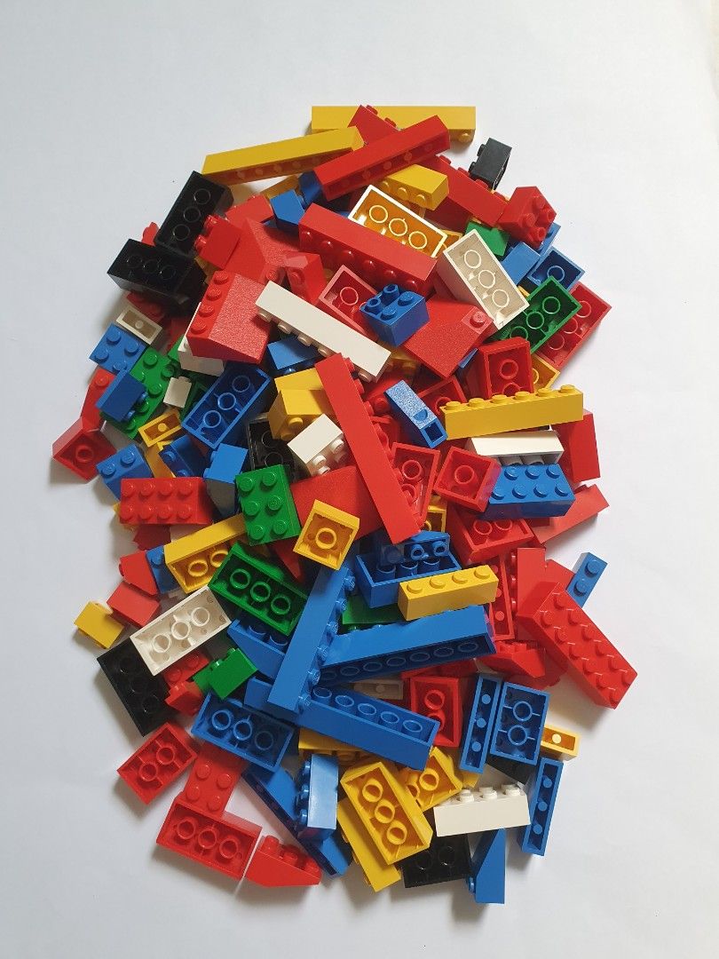 Lego bricks, Hobbies & Toys, Toys & Games on Carousell