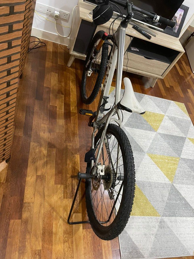 Mtb Giant Super aloy basikal, Sports Equipment, Bicycles & Parts ...