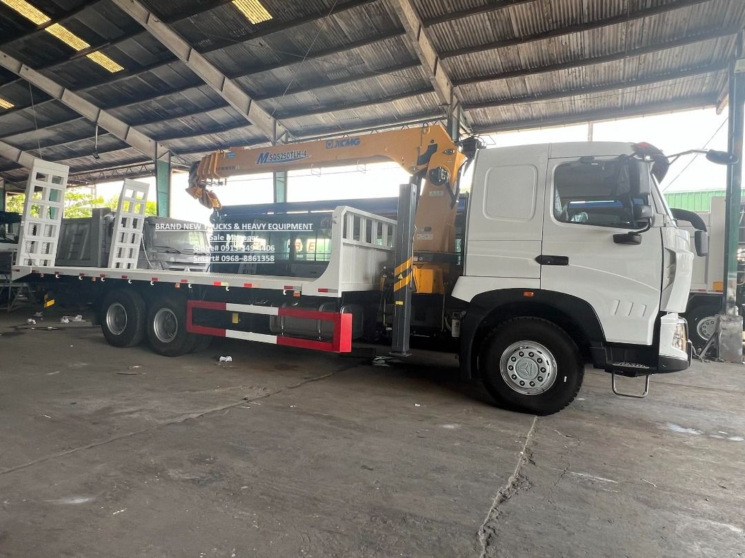Self Loading Truck Howo T7S 380 with 10tons Boom 10wheeler euro2 ...