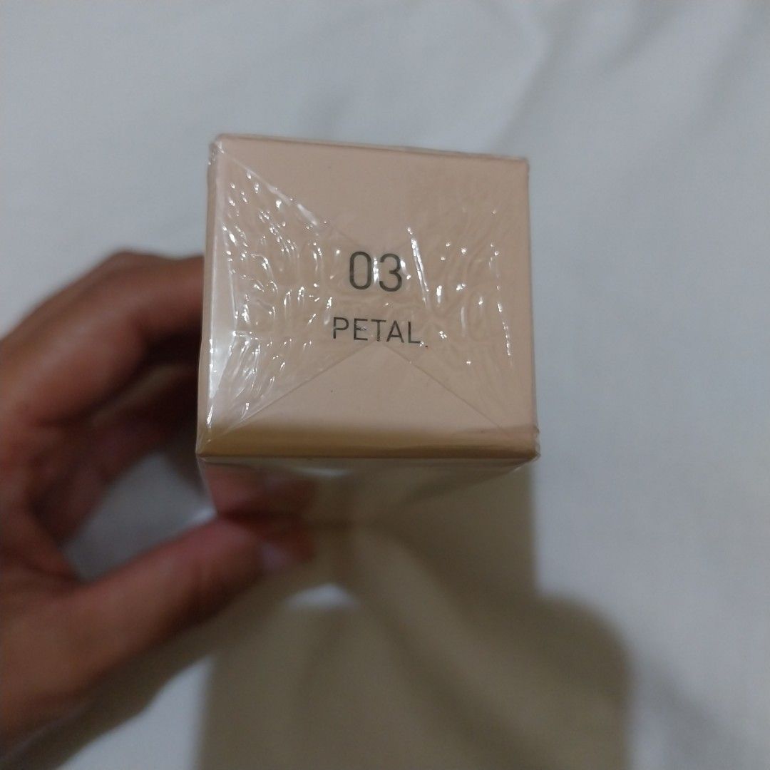 Skintific Foundie Petal, Kesehatan & Kecantikan, Rias Wajah di Carousell