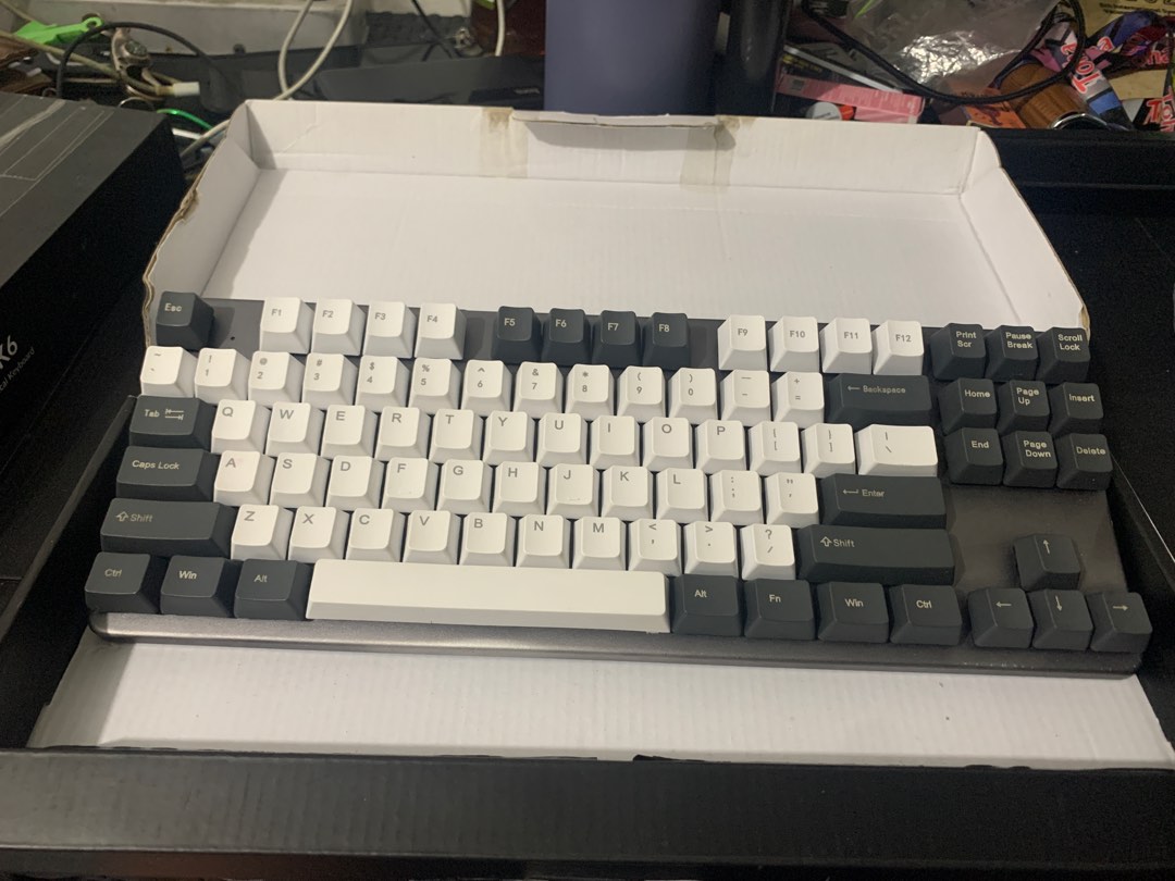 Tecware Phantom L and Logitech G302, Computers & Tech, Parts ...