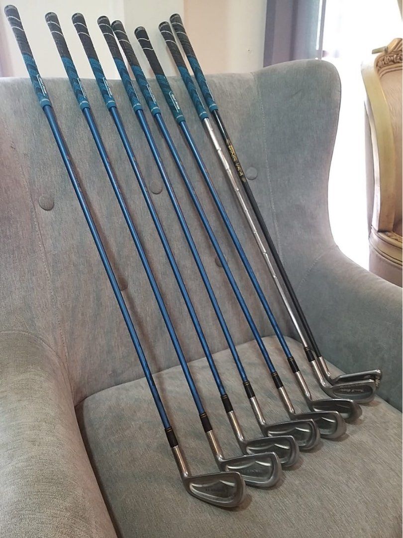 Tracker FX (US Made) Iron set, Sports Equipment, Sports & Games, Golf ...