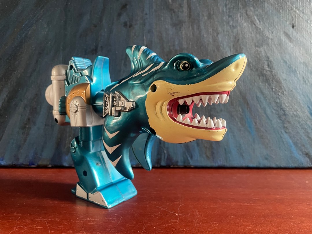 Vintage shark toy gun in very good condition, Hobbies & Toys ...