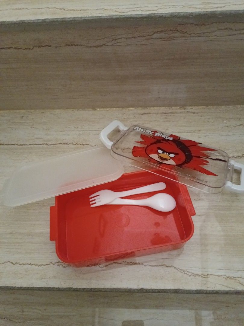 Angry bird lunch box, Bayi & Anak, Perawatan & Makanan Anak di Carousell