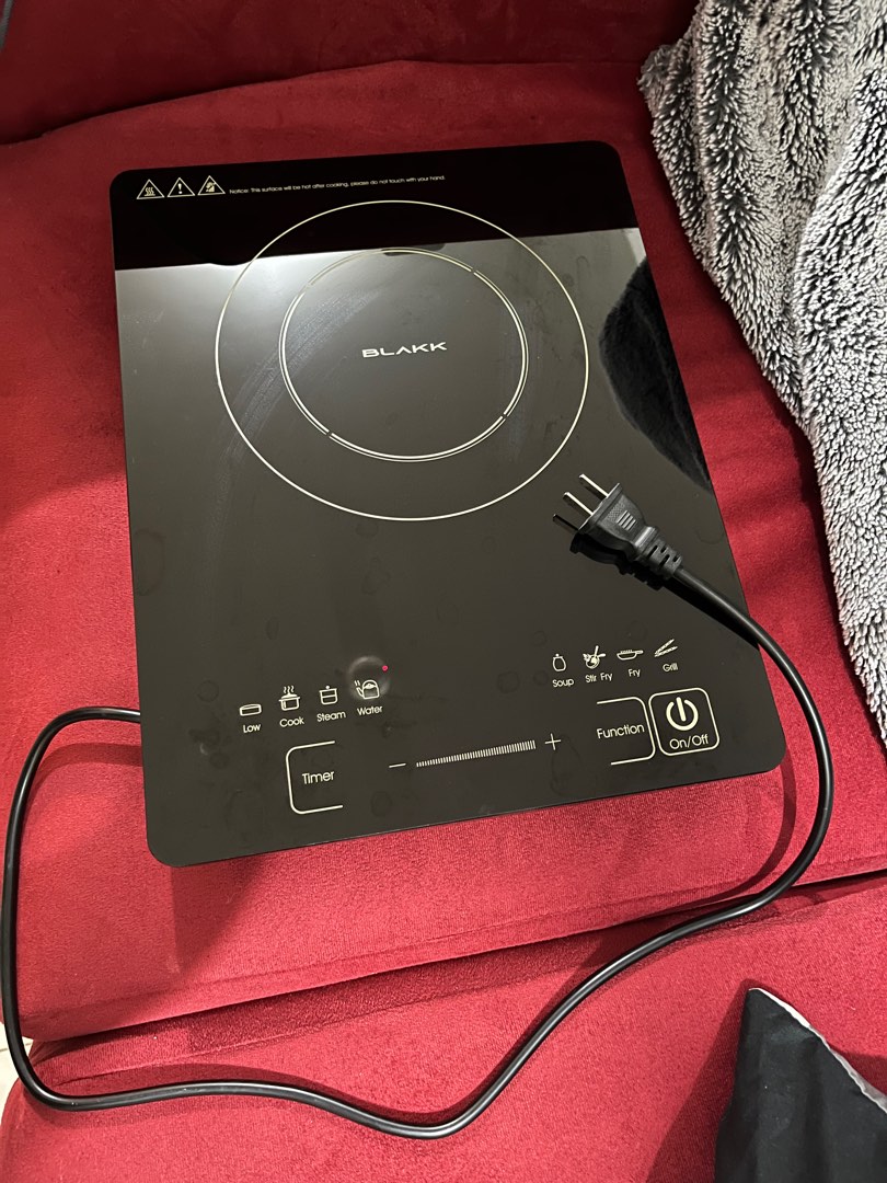 Blakk Induction Cooker, TV & Home Appliances, Kitchen Appliances ...
