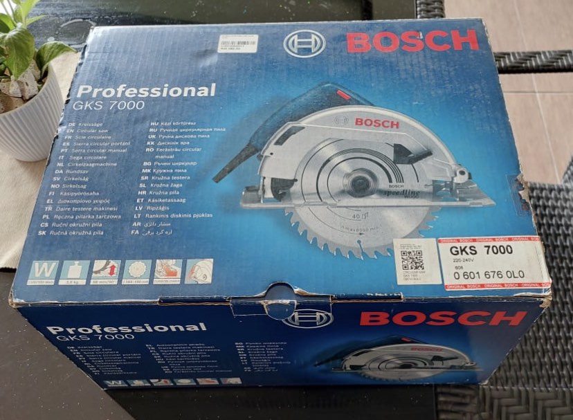 BOSCH Circular Saw GKS 7000, Furniture & Home Living, Home Improvement ...