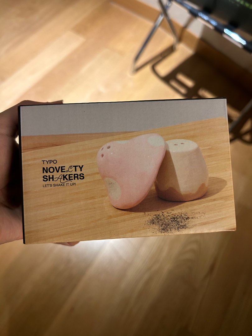 Brand new Typo Salt Pepper container (Mushroom and Fast Food ...