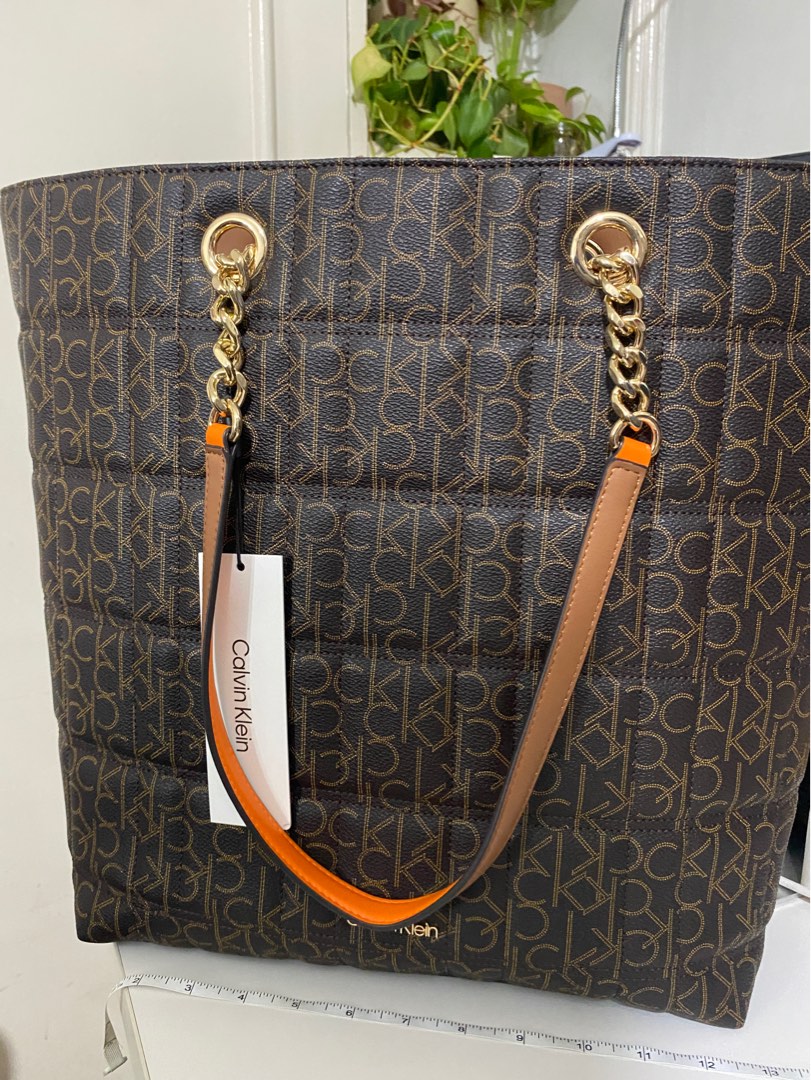 CALVIN KLEIN VERTICAL TOTE BAG, Women's Fashion, Bags & Wallets, Tote ...